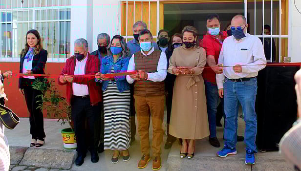 Pátzcuaro: Víctor Báez inaugura el Albergue “Manos Unidas”