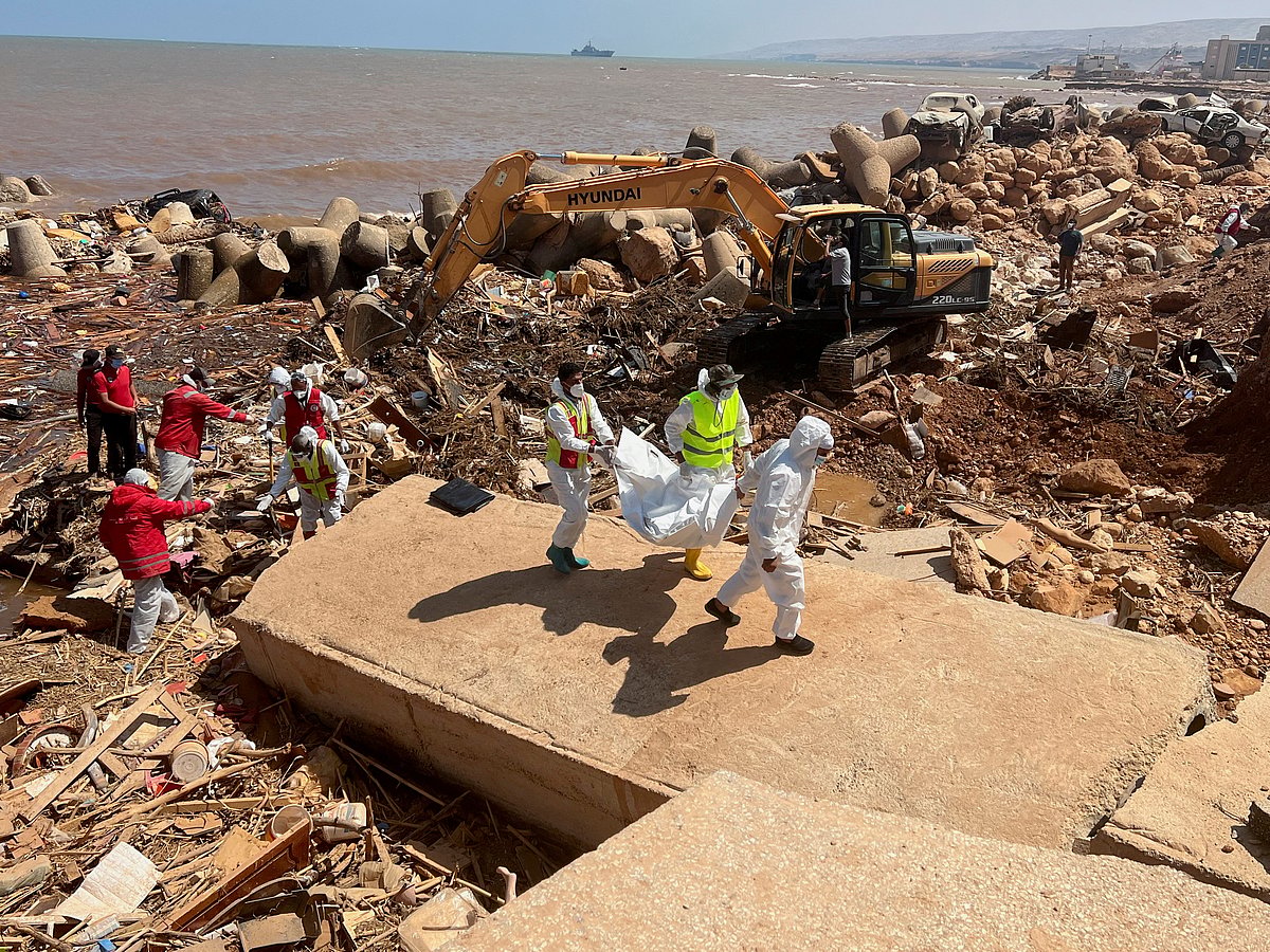 Flood-Hit Libyan City Faces Long Recovery, Search Continues