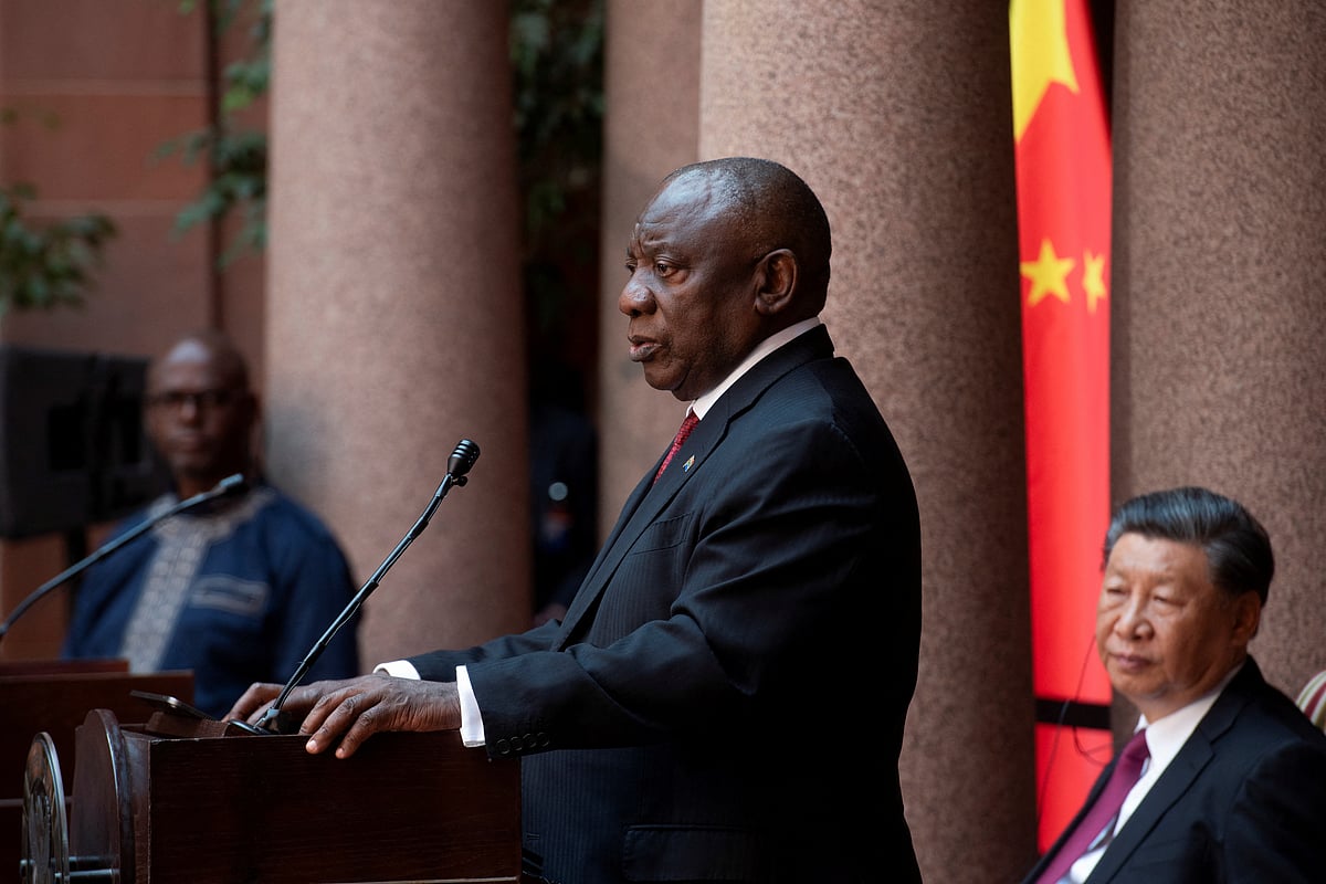 Ramaphosa quashes claims of South African arms deal with Russia