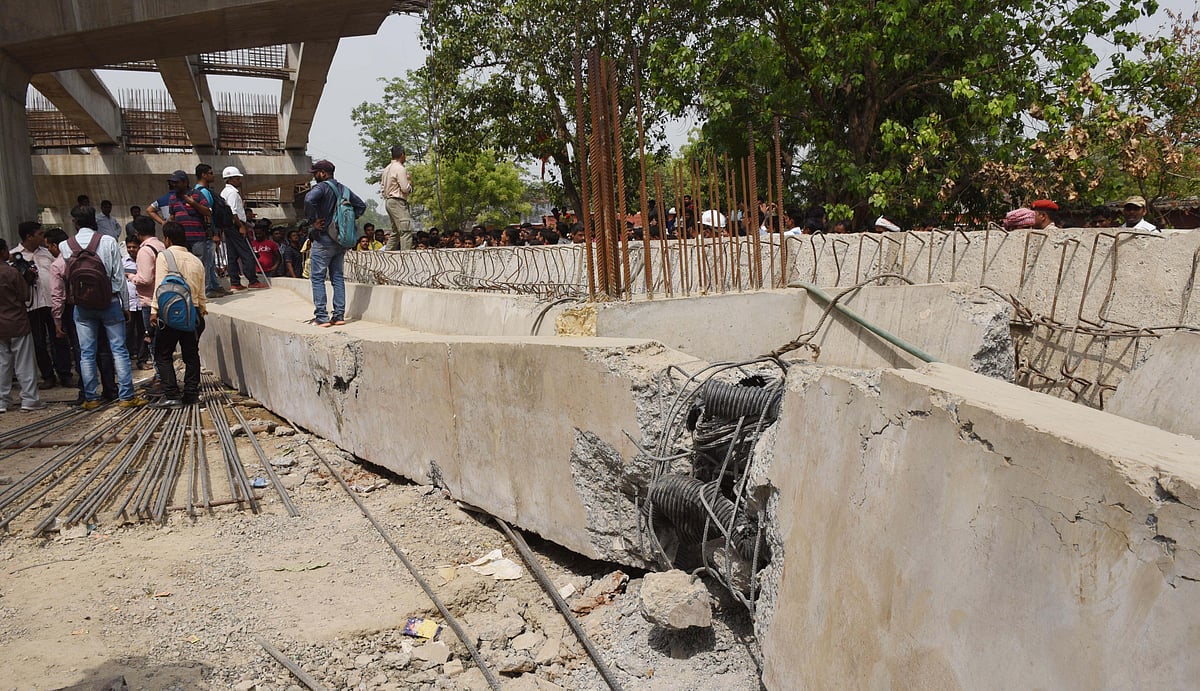 Varanasi tragedy: Is the UP Bridge Corp. MD being made a scapegoat?