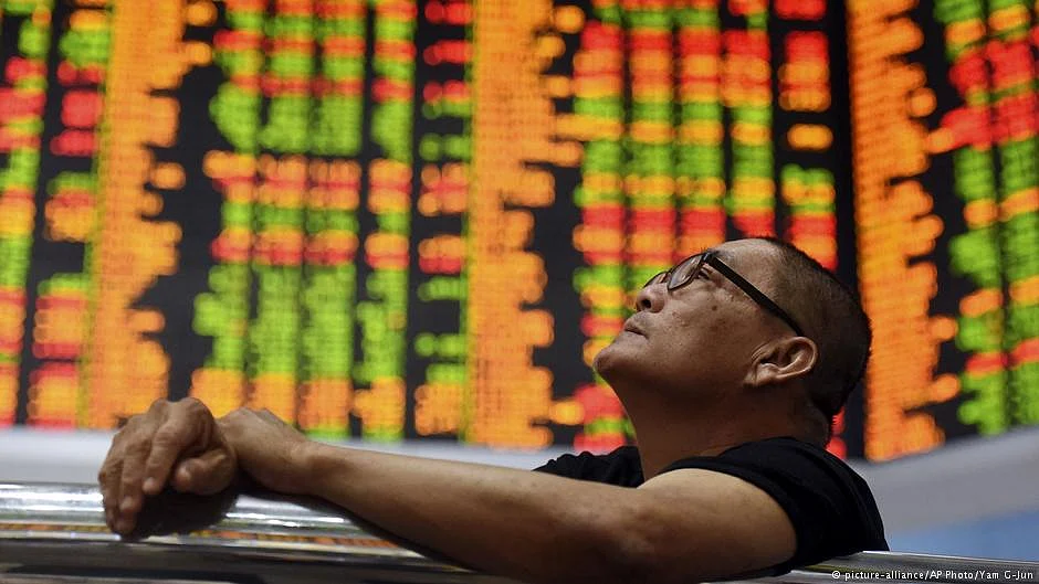 Asian markets slip as tech stocks drag, oil tumbles on Iran signals