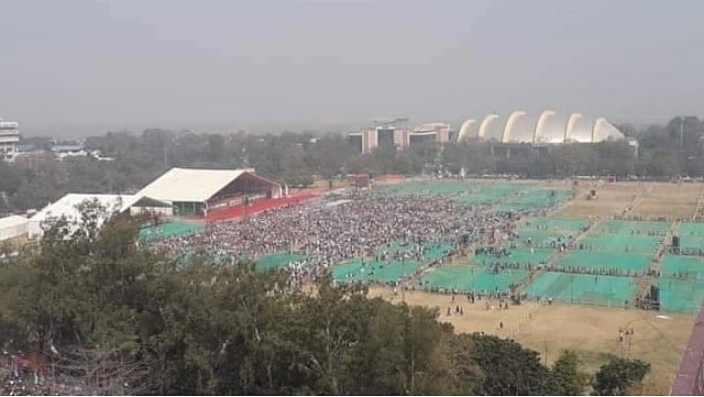 PM Modi’s Patna rally draws lukewarm response; NDA leaders panic about ...