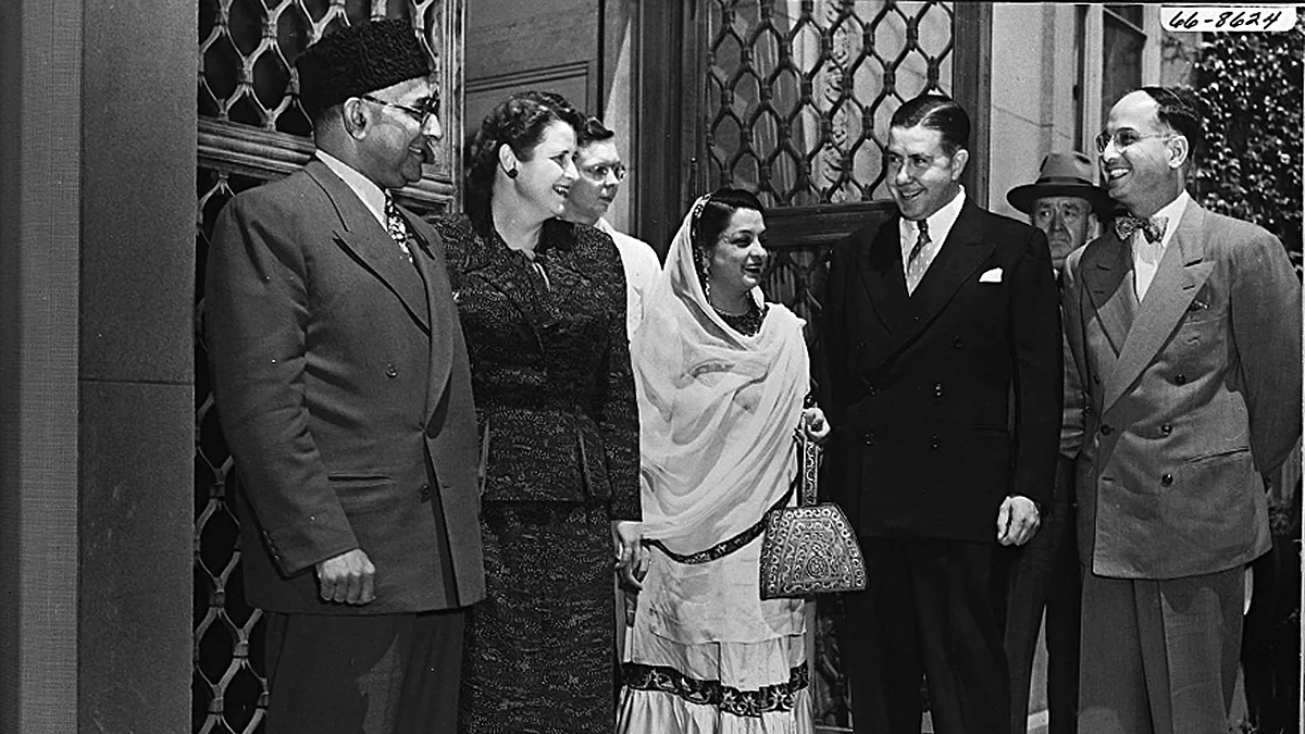 The Begum: A Portrait of Ra’ana Liaquat Ali Khan, Pakistan’s Pioneering ...