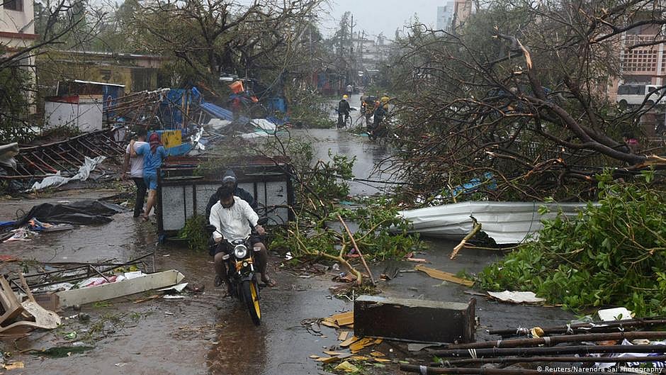Bengal govt reviews preparedness for cyclone Yass, issues alert
