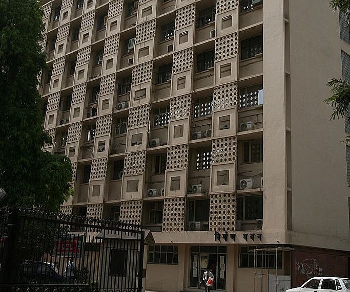 CPWD DG goes against report; orders delayering of junior staff ...