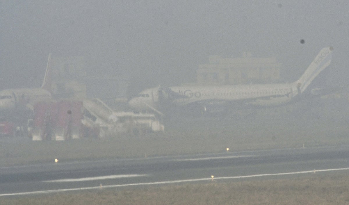 Delhi airport sees 27 flight diversions due to dense fog on Wednesday ...