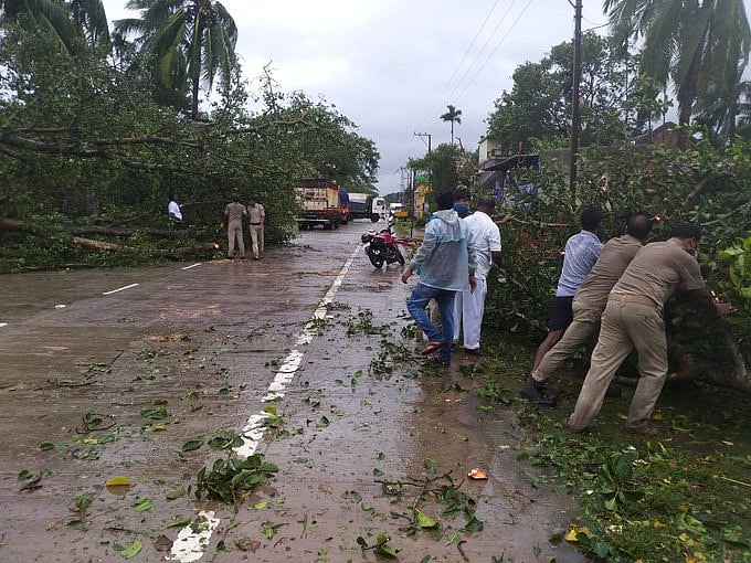 Cyclone Bulbul creating havoc in Odisha coast