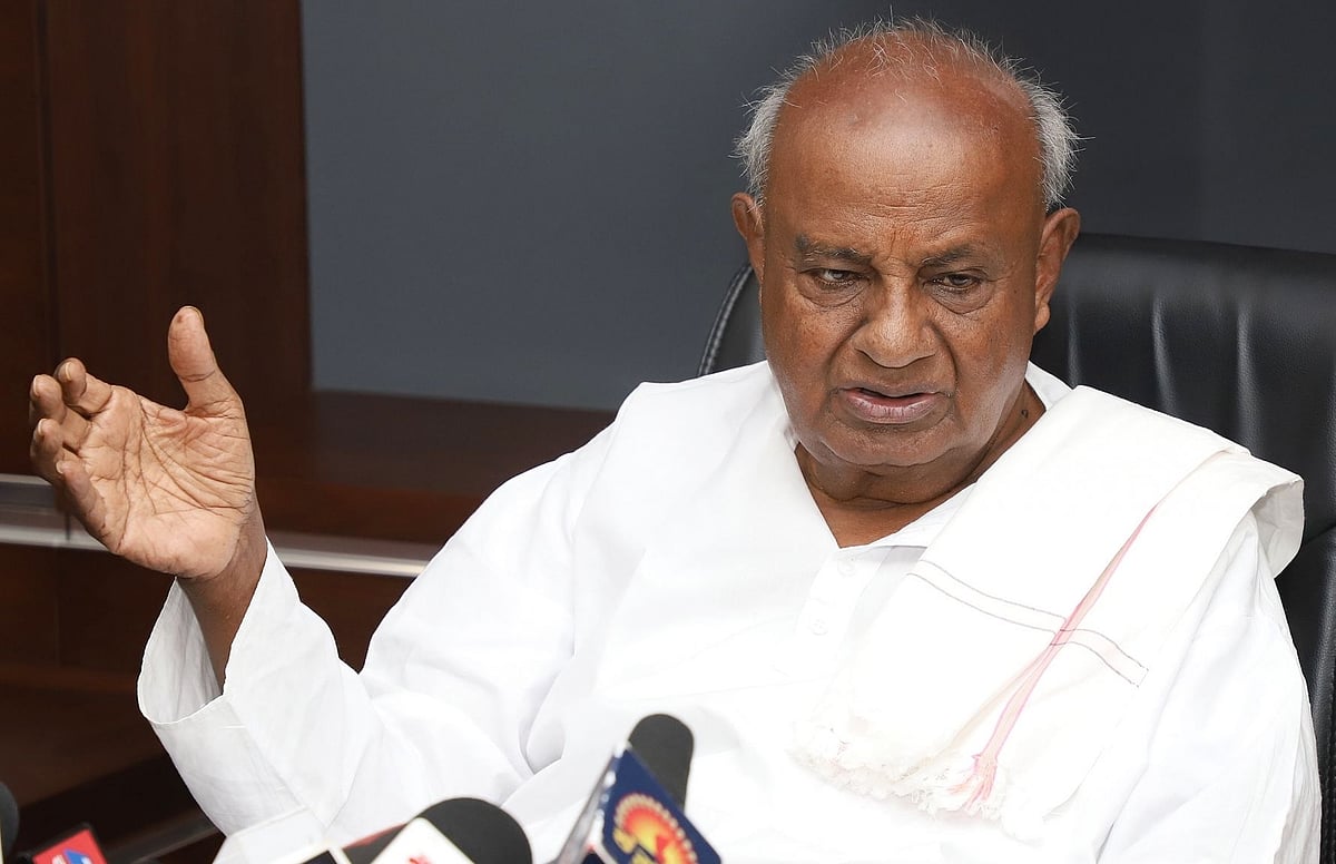 Deve Gowda threatens stir against Karnataka’s new land law