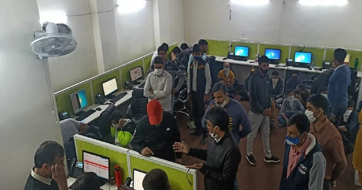 Fake Call Centre Targeting Foreigners Busted In Delhi 17 Held