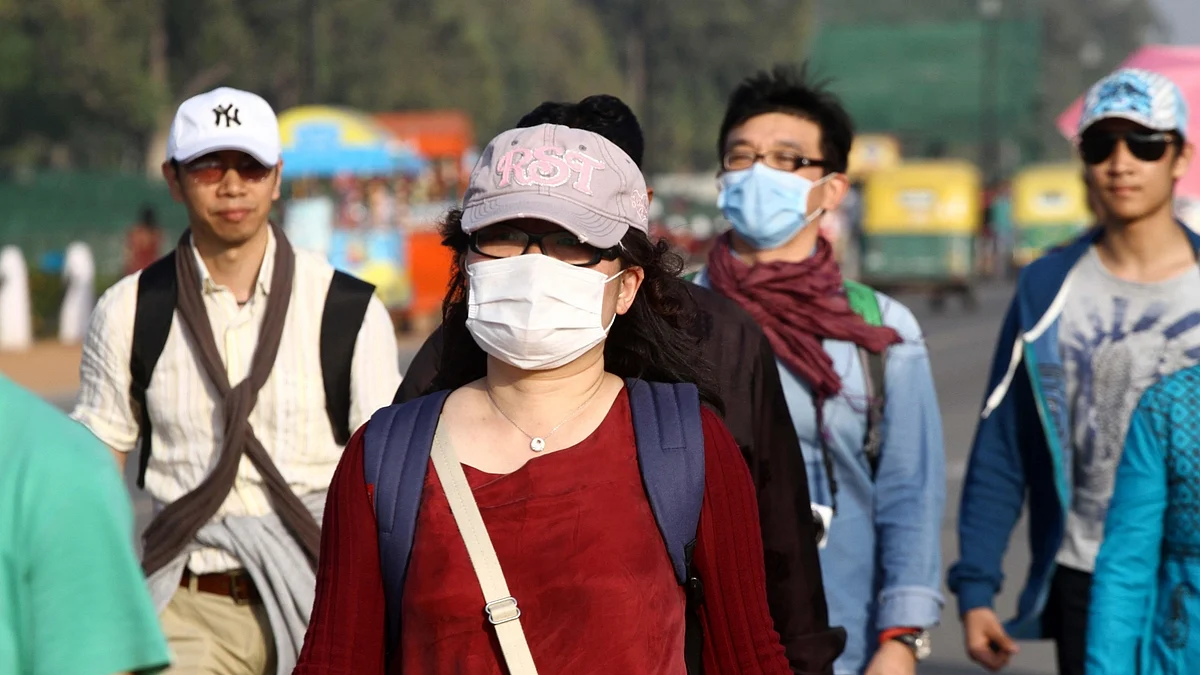 Gwalior: People without face masks to write essay on COVID