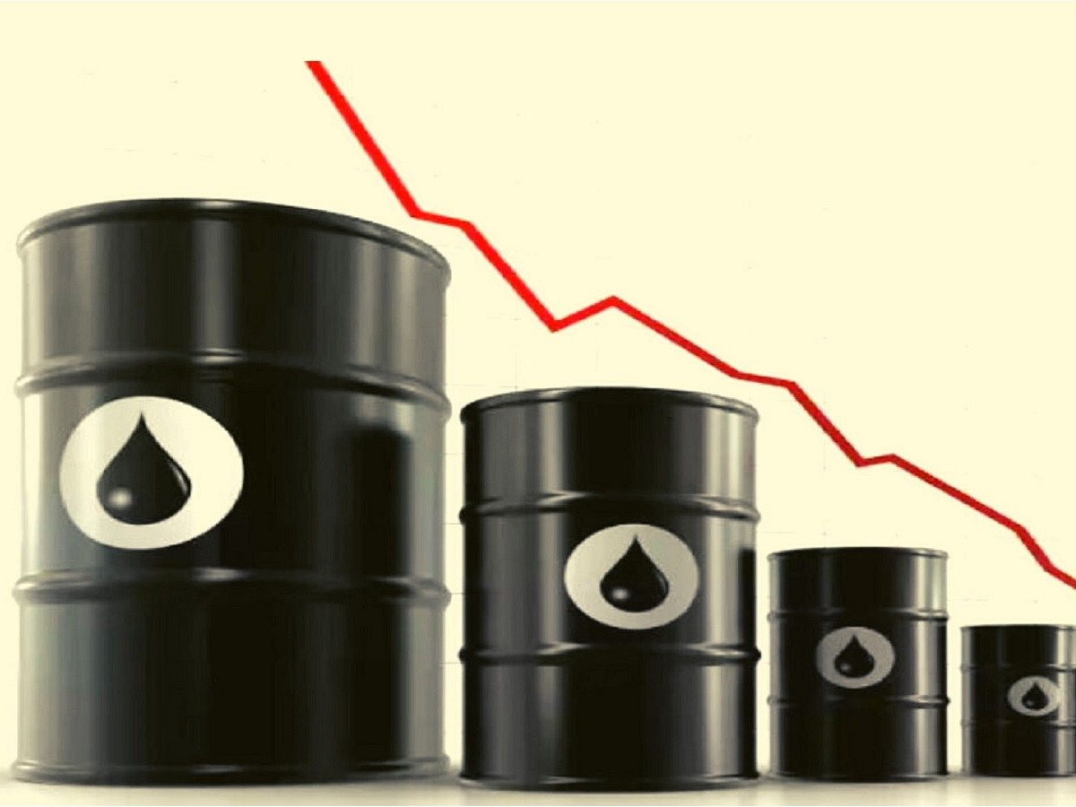 Drop in Indian oil demand hits global market outlook; new COVID surge ...