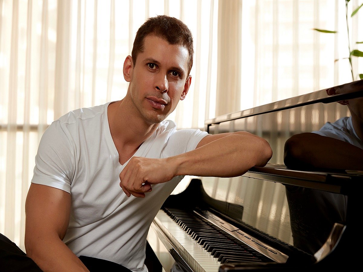 I don’t see 'big popcorn blockbusters' at cinema halls coming back ...