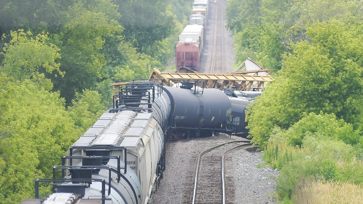 Investigators probe deadly Amtrak derailment in Montana
