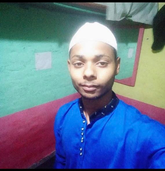 Kasganj: Loopholes in police version; Altaf's father says he is ...