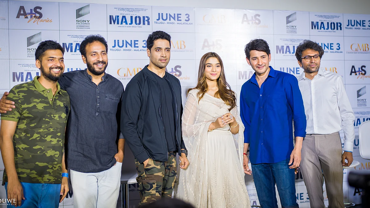 Biopic based on major Sandeep Unnikrishnan starring Adivi Sesh, Saiee ...