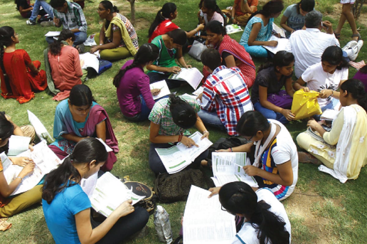 CUET: Students confused, details missing from admit cards, demand for ...