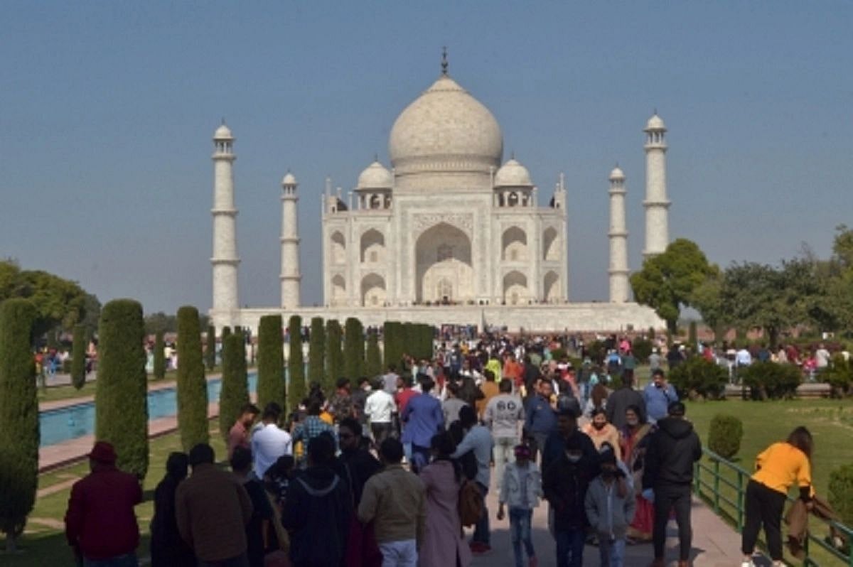 Remove all business activities within 500 metres of Taj Mahal: Supreme Court