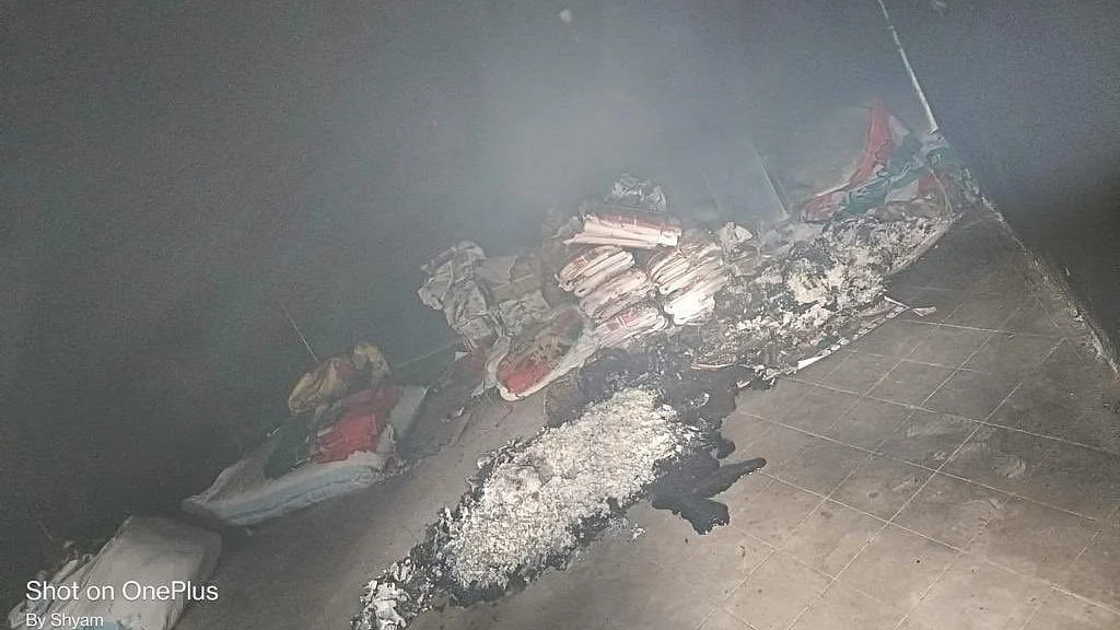 Congress office set afire in Telangana's Munugode