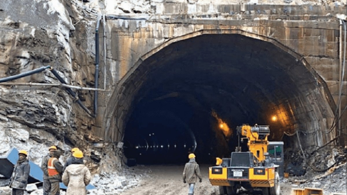 Digging in near the Dragon’s Perch: What explains the infrastructure ...