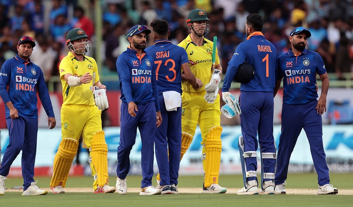 Ind v Aus 2nd ODI: Australia trounce India by 10 wickets
