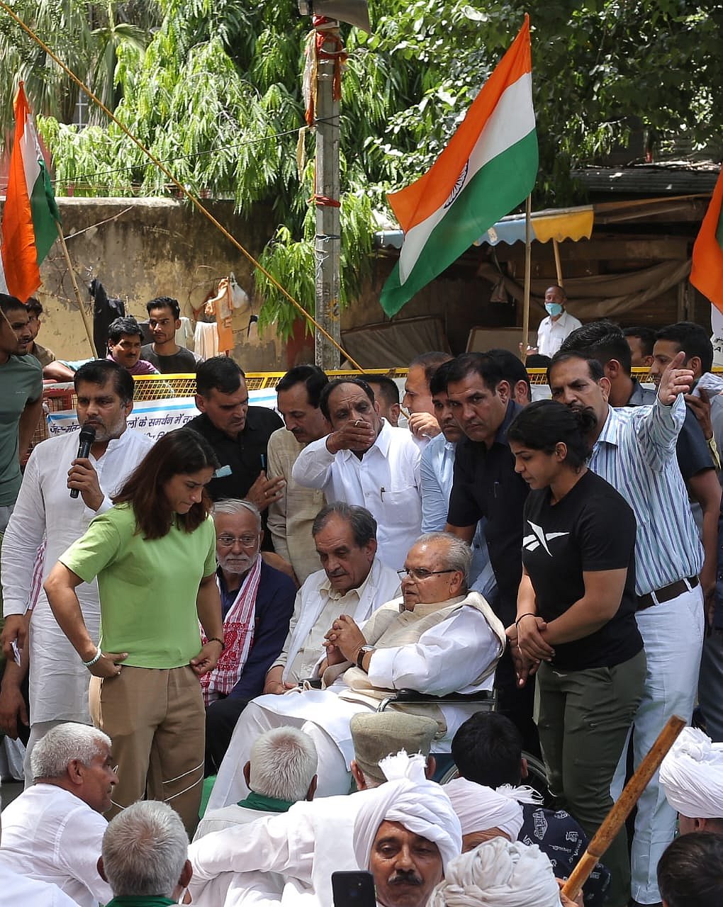 IN PHOTOS: Satyapal Malik joins protesting wrestlers at Jantar Mantar
