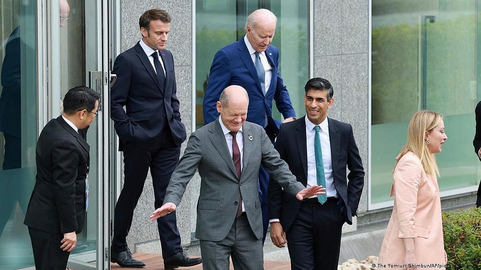 G7 summit: Leaders talk China, Zelenskyy arrives in Japan