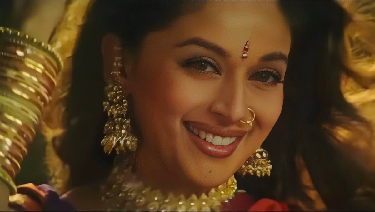 Madhuri Dixit Birthday Special: 7 most underrated performances