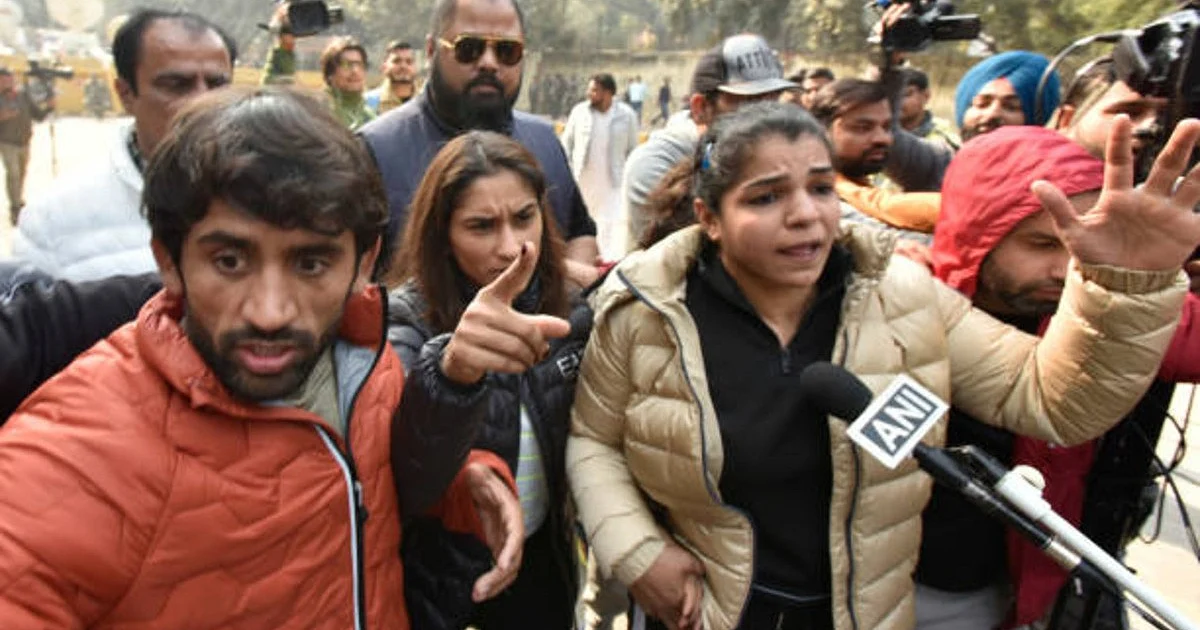 Wrestlers Protest Delhi Police Records Statement Of Wfi Chief In