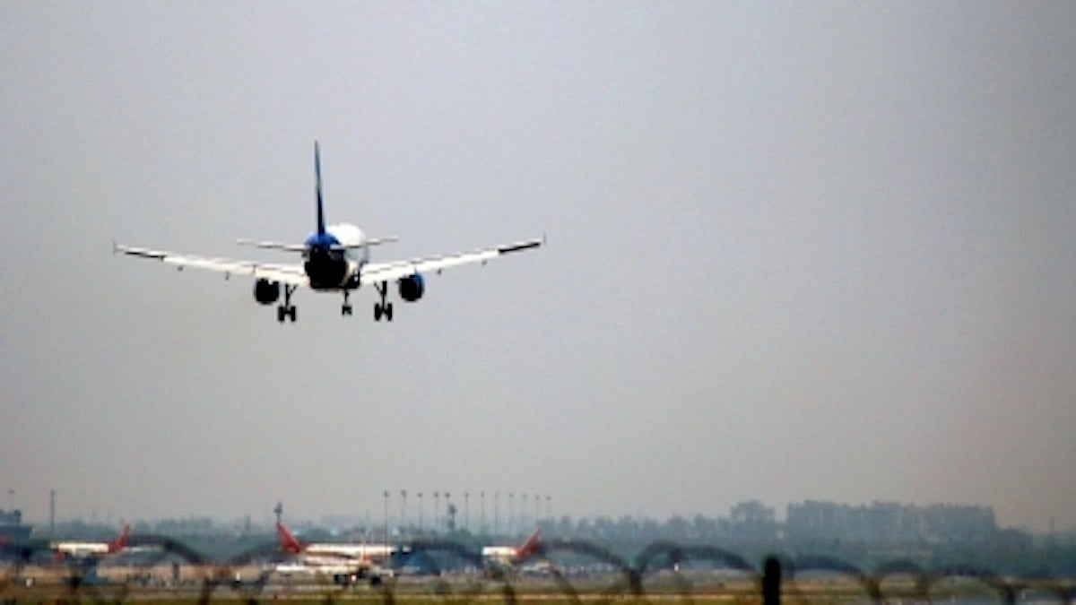 DGCA asks airlines to streamline rapid disembarkation procedures for ...