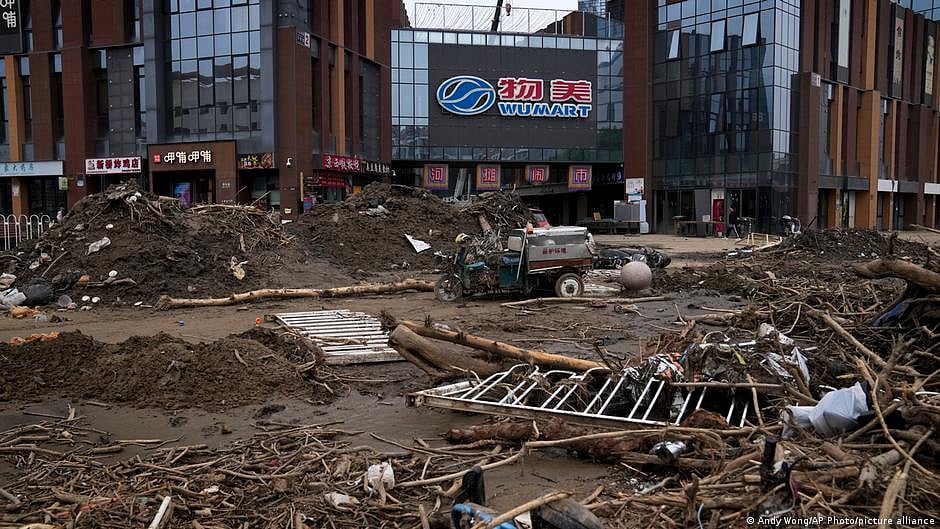 China: Beijing floods devastate city, kill dozens