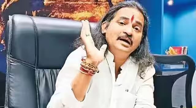 Hindu Rashtra President Dhananjay Desai arrested for brutal assault on ...