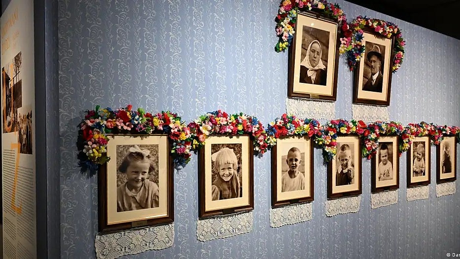 Vatican beatifies Polish family that sheltered Jews