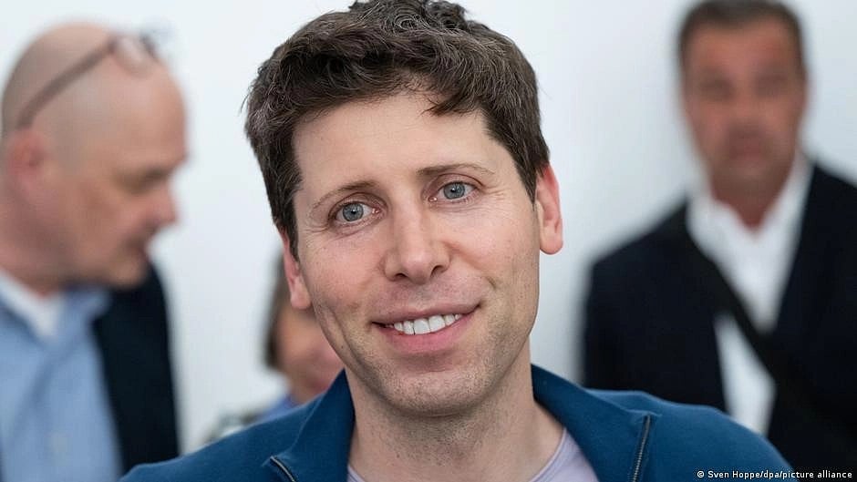 Sam Altman saga: OpenAI coworkers threaten to walk as Microsoft scoops ...