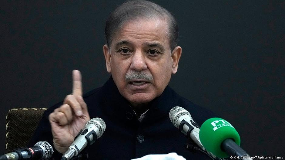 PPP, PML-N finally reach new coalition govt deal in Pakistan