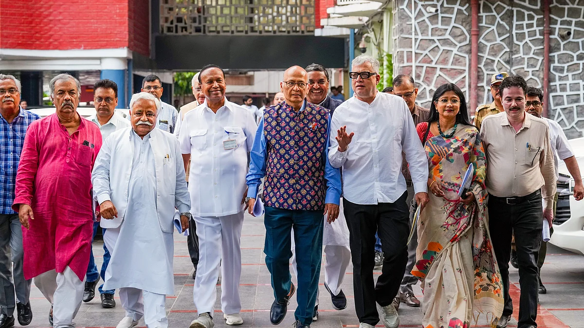 INDIA bloc leaders meet ECI over voter turnout data, alleged MCC violations