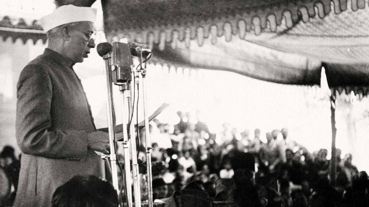 Nehru's Word: Public sentiment is with the Congress party