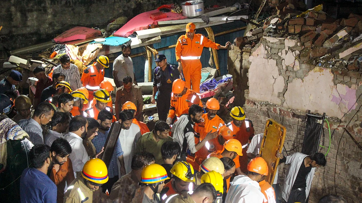 10 dead after building collapses in UP's Meerut, rescue operation underway