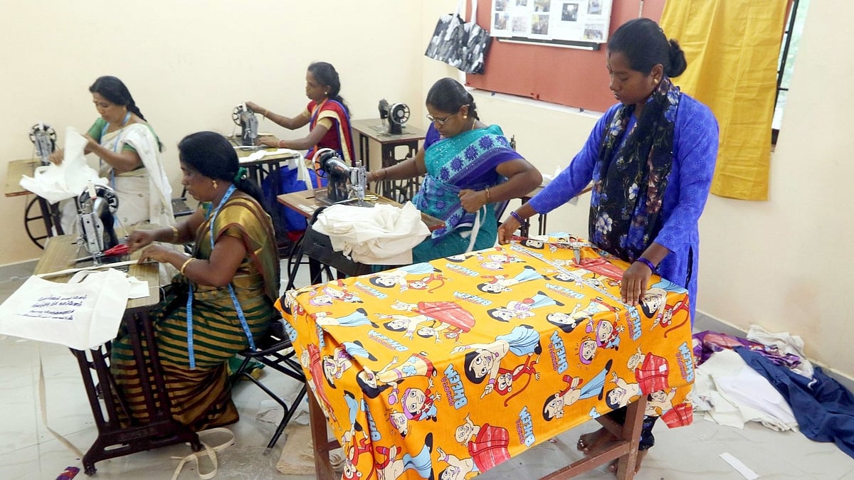 UP women‘s body proposes men shouldn't tailor women‘s clothes or cut ...