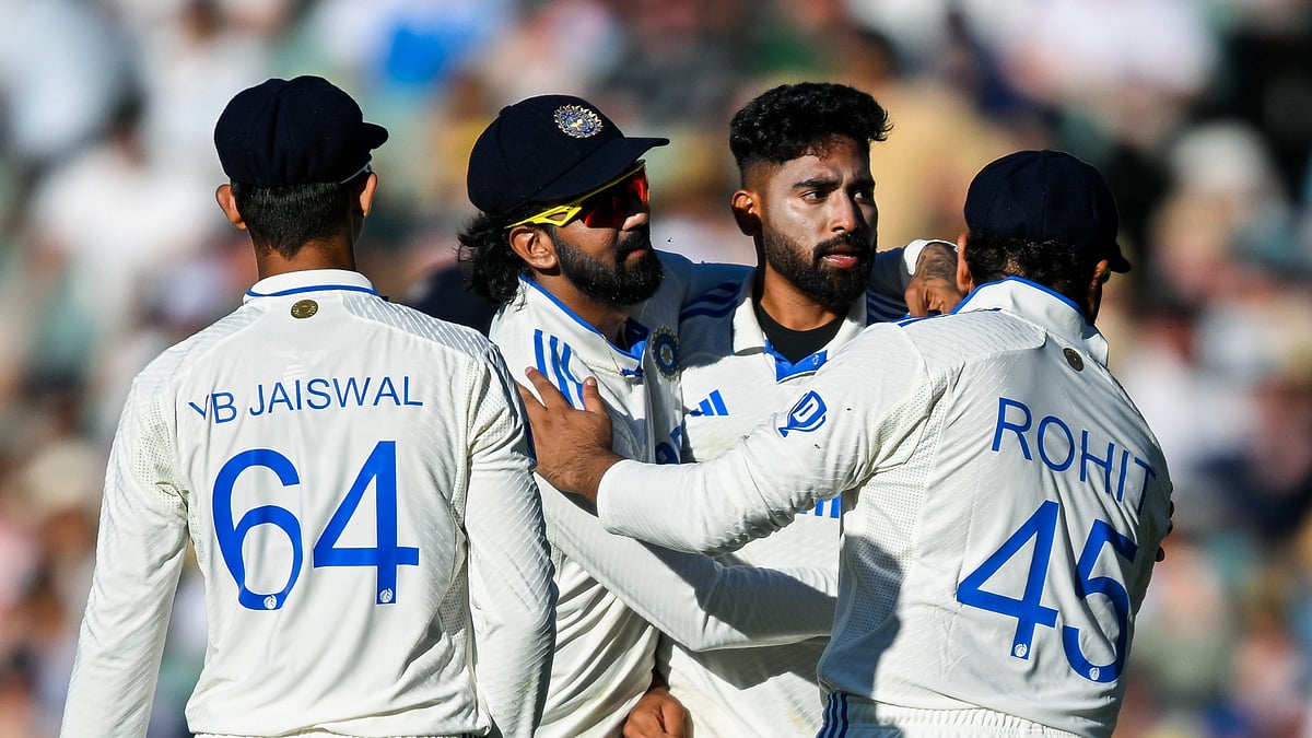 Siraj's send-off to Head sparks tensions in pink-ball Test