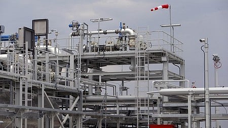 US expects weeks of energy disruption as Iran conflict hits oil flows