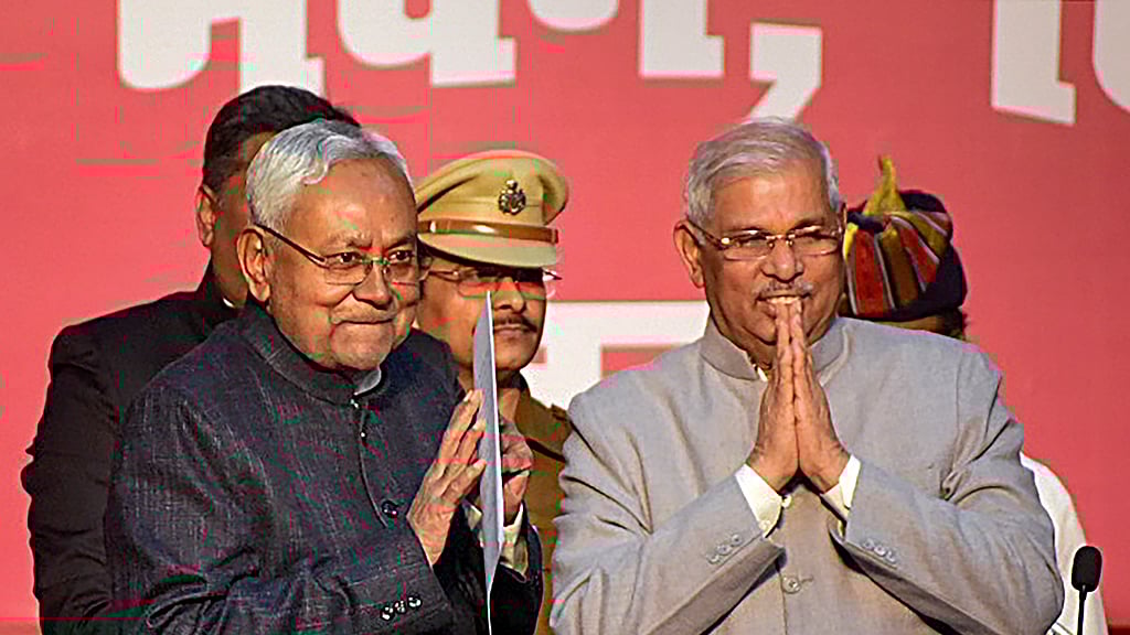 Arms, not satyagraha drove British out, says Bihar Governor Rajendra ...