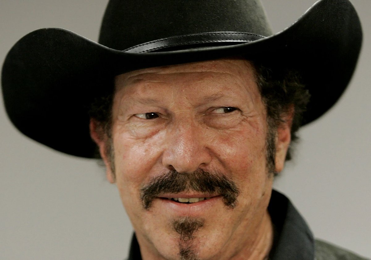 Singer, songwriter, provocateur and politician Kinky Friedman dies at 79