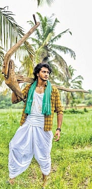 Indrajit Lankesh dedicates a song to his late sister Gauri Lankesh in ...