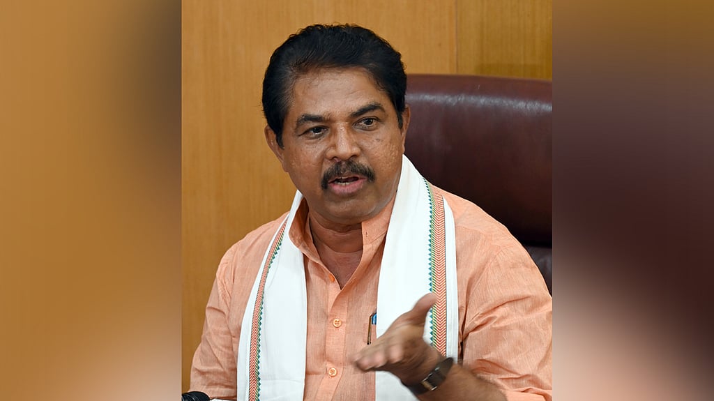 ‘Government incurring losses due to Shakti scheme’ says Karnataka LoP R ...