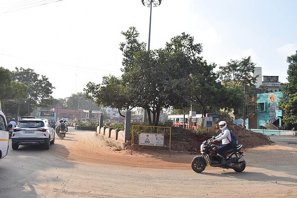 Highways, CCMC officials start new traffic island work near Coimbatore ...