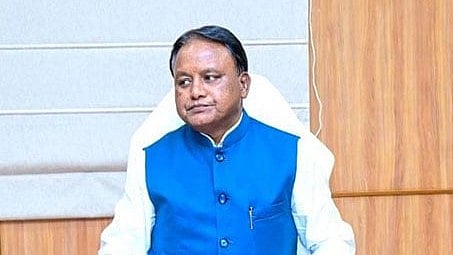 Kendu leaf workers meet CM Mohan Majhi, seek help