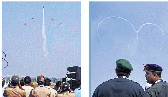 Surya Kiran Aerobatic Team paints skies with tricolour in Bengaluru