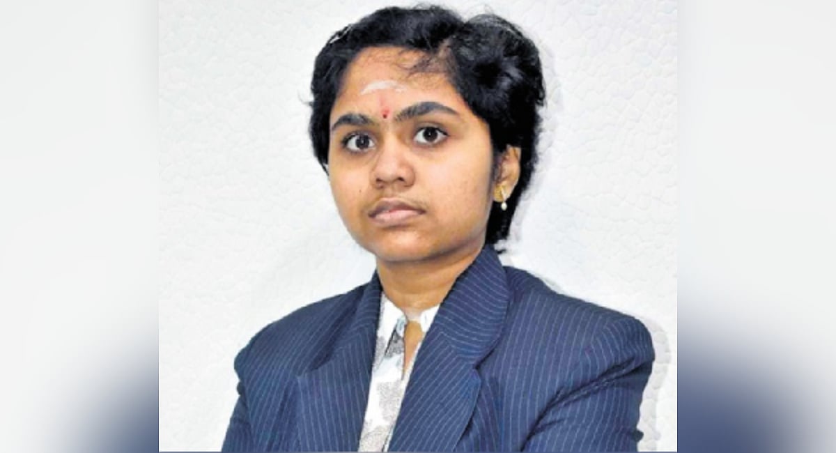 Andhra Pradesh’s Manogna tops JEE Mains 2025 in female category