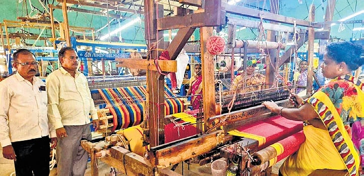 North Karnataka’s famed Gajendragad sarees get GI tag
