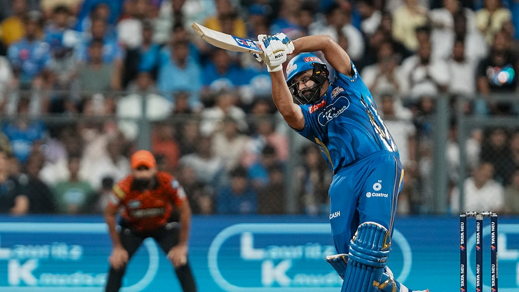 Rohit Sharma looking to be in his zone again, a big score is coming ...